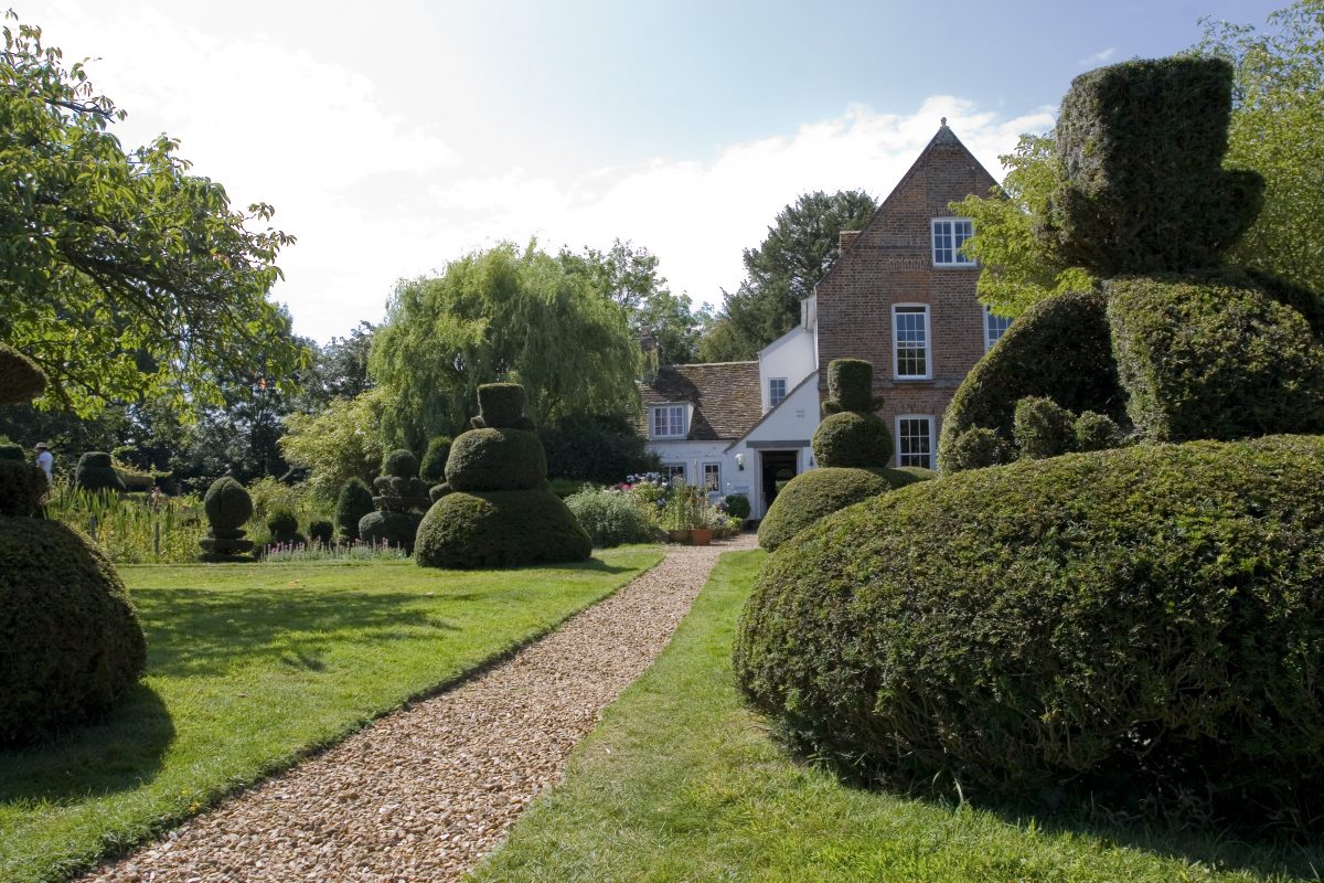 The Resident of Green Knowe: Diana Boston (Part 1) – The Polymath ...